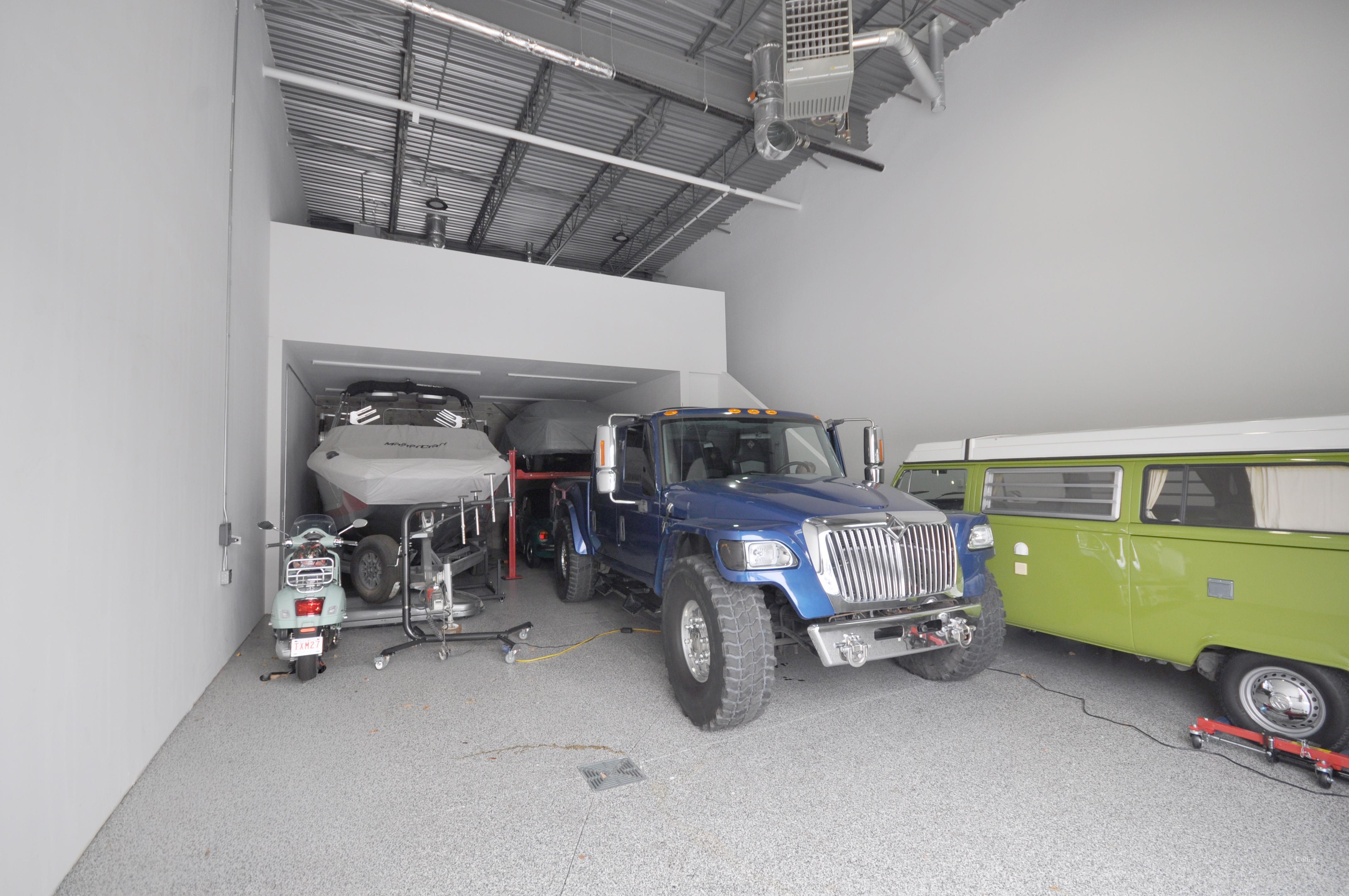 Industrial For Sale — Unit 2080, 220 Manning Road NE Calgary, AB T2E ...