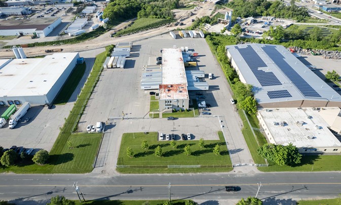 Industrial For Lease — 85 Webster Road Kitchener, Ontario N2C 2E7 ...