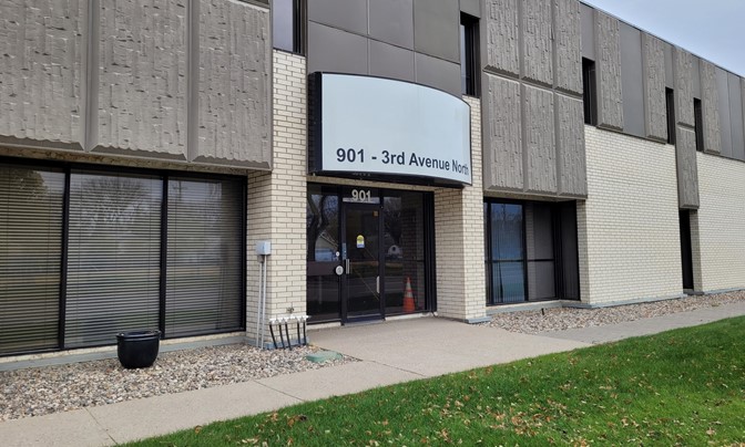 Office For Lease — 901 3rd Avenue North Saskatoon, Saskatchewan ...
