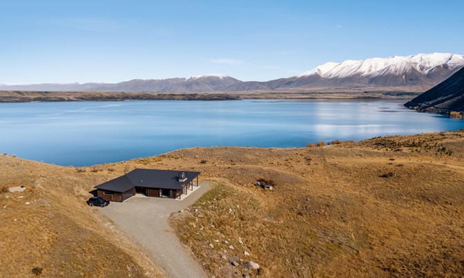 Lifestyle Dwelling Sold — 915 Manuka Terrace, Lake Ohau, Mackenzie ...