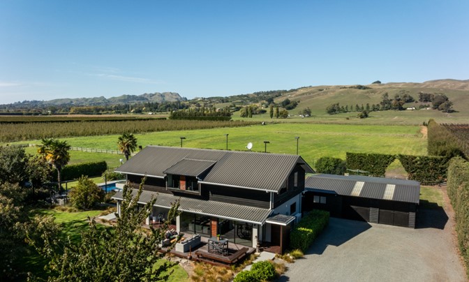 Lifestyle Dwelling For sale — 149 Mount Erin Road, Havelock North ...