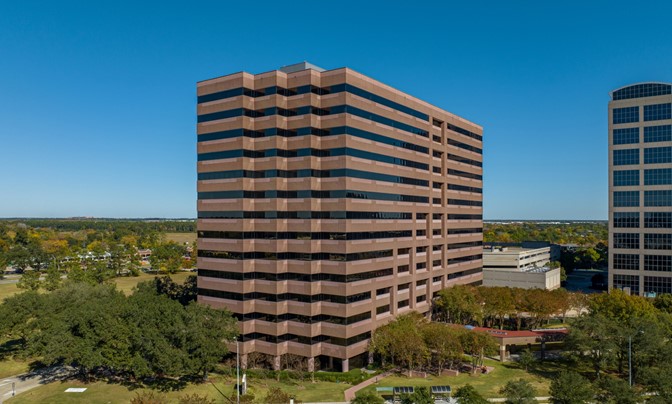 Office For sale — 12450 Greenspoint Dr, Houston, TX 77060, USA | United ...