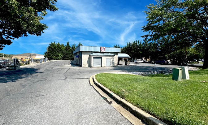 Retail For Lease — 44 Thomas Johnson Dr, Frederick, MD 21702, USA ...