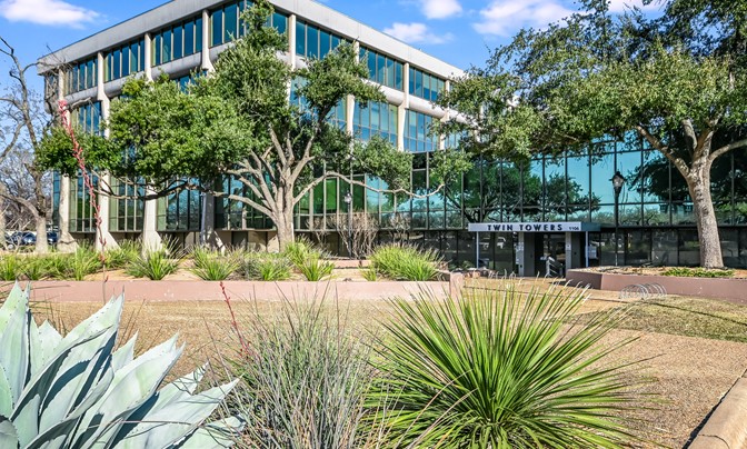 Office Sold — 1106 Clayton Ln, Austin, TX 78723, USA | United States ...