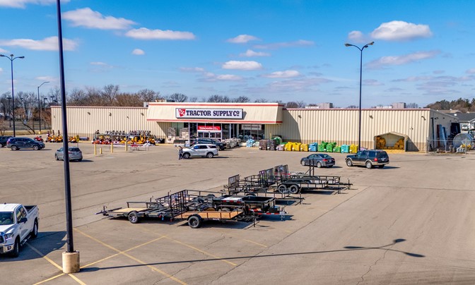 Retail For sale — 1650 Columbus Ave, Washington Court House, OH 43160 ...