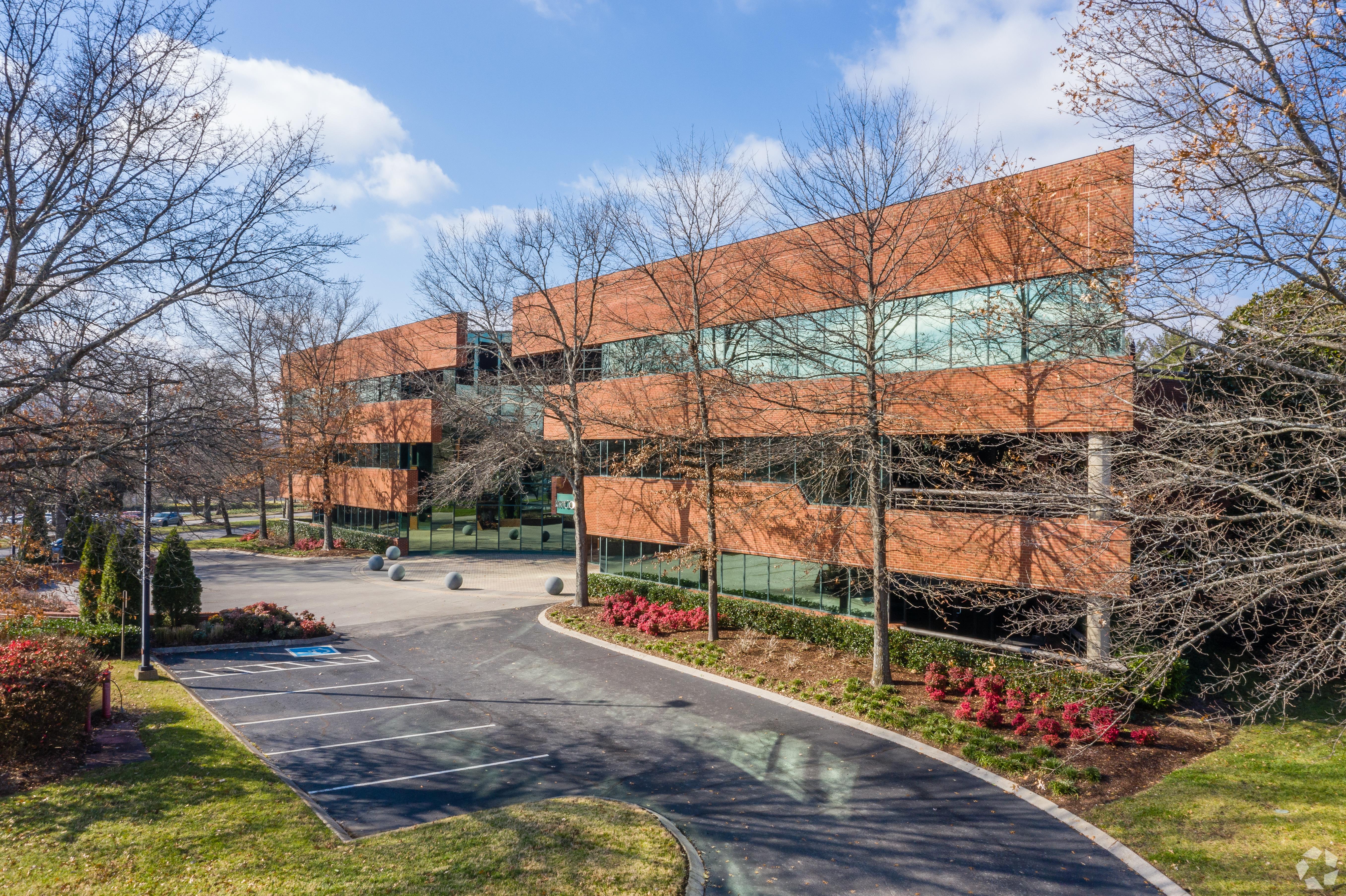 Office For Sale and Lease — 5314 Maryland Way, Brentwood, TN 37027, USA ...
