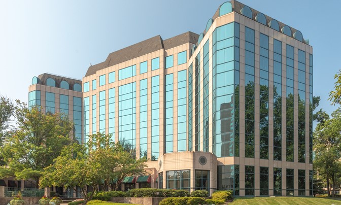 Office For Lease — 3141 Fairview Park Dr, Falls Church, VA 22042, USA ...